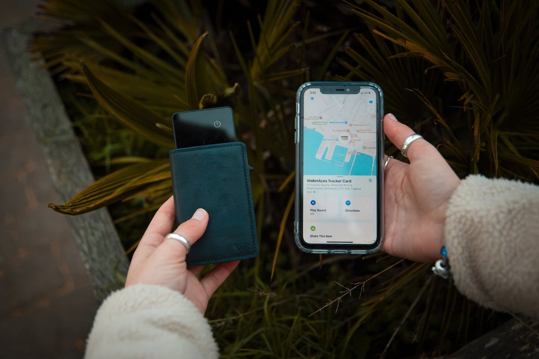 Tracker Card | Card-Sized Wallet Tracker - WalletAces